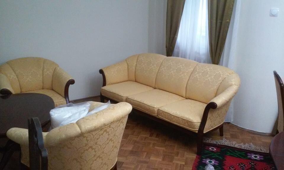 Tapetar na metar Novi Sad-Tapaciranje novog, starog i stilskog ...