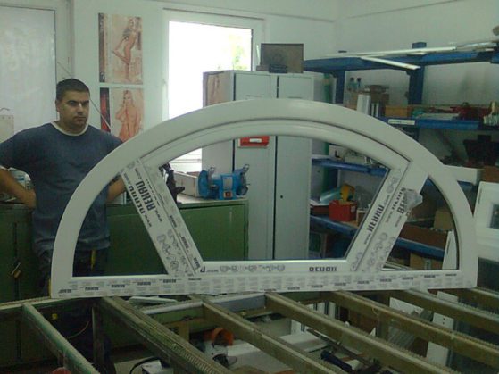 PVC i aluminijumka stolarija PVC-LUK Valjevo - Poslovni Imenik Srbije